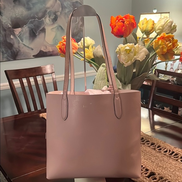 kate spade | Bags | Kate Spade Cream Tote Bag With Structured Design ...